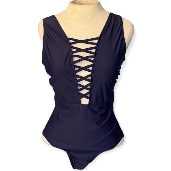 Nicole Miller | Swim | Nicole Miller One Piece Bathing Suit Size 6 Blue ...